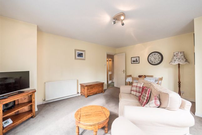 Sinclair Place, Edinburgh EH11, 2 bedroom flat to rent - 68642357 ...