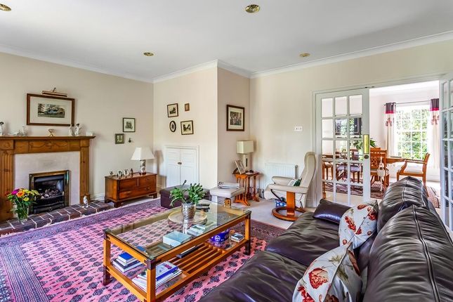 The Coach House, Bell Lane, Fetcham KT22, 4 bedroom detached house for ...