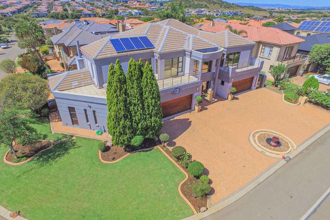 237 Honeybush Crescent, Aspen Hills, Gauteng, South Africa, 5 bedroom ...