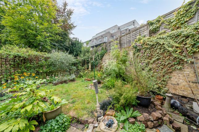 Sutton Lane North, London W4, 4 bedroom end terrace house for sale ...