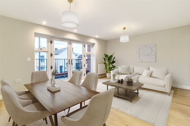 Langley Road, Staines-Upon-Thames, Surrey TW18, 2 bedroom flat for sale ...