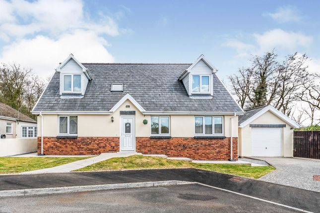 Uwchgwendraeth, Drefach, Llanelli SA14, 5 bedroom detached bungalow for ...