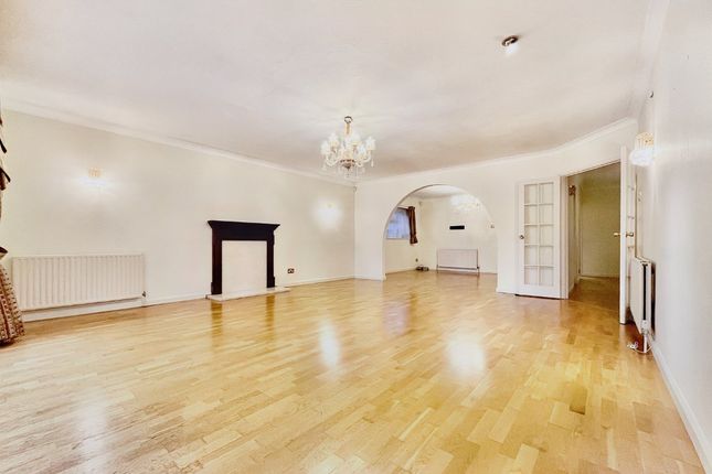 Bungalows to rent in England | Houses To Let | PrimeLocation