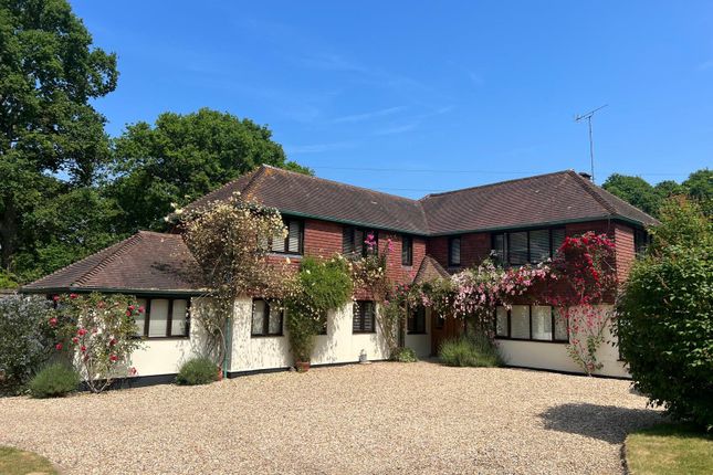 Tatchbury Lane, Winsor, Southampton SO40, 5 bedroom detached house for ...