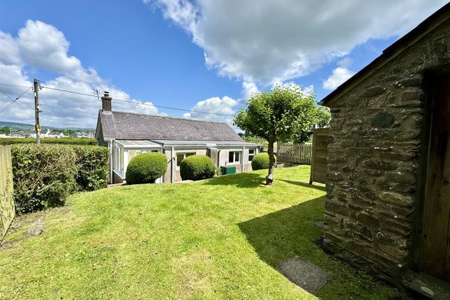 Gwynfe, Llangadog SA19, 2 bedroom bungalow for sale - 67524123 ...