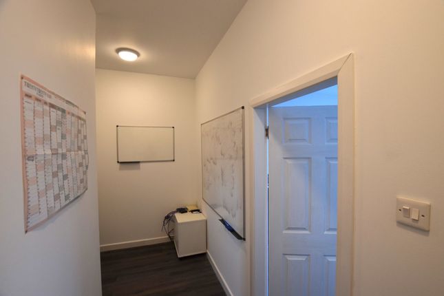 Main Street, Larbert FK5, office to let - 68278221 | PrimeLocation