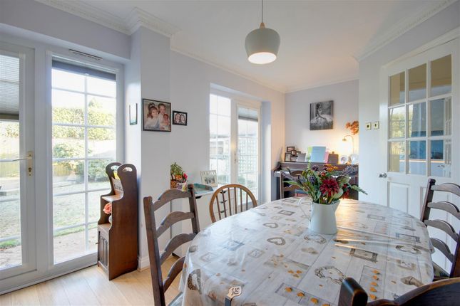 Mere Way, Swanland, North Ferriby HU14, 4 bedroom link-detached house ...