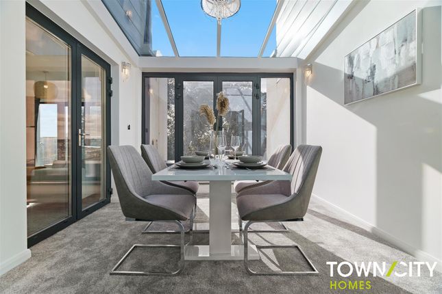 Upper Luton Road, Chatham ME5, 5 bedroom detached house for sale ...