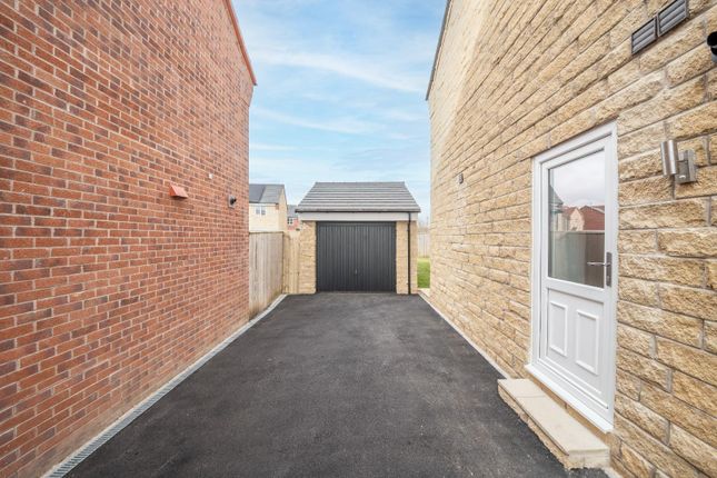 Leyland Drive, Bolsover, Chesterfield S44, 4 bedroom detached house for ...