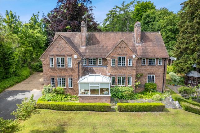 5 Bed Detached House For Sale In Box Lane Hemel Hempstead