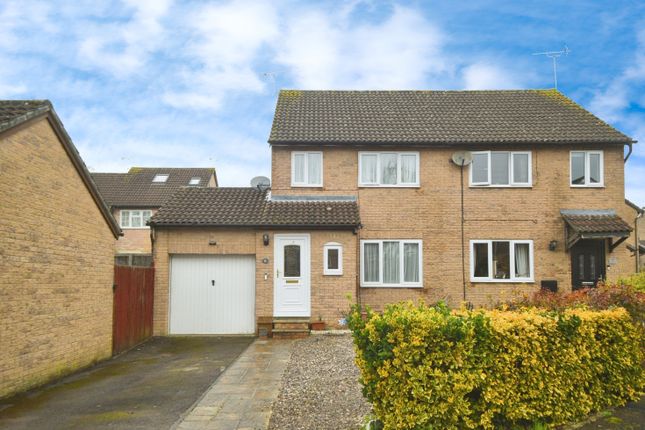 Bramwell Close - Upper Stratton, Swindon SN2, 3 bedroom semi-detached ...