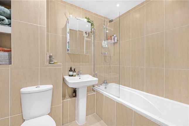 Palace Road, London SW2, 1 bedroom flat for sale - 65856142 | PrimeLocation