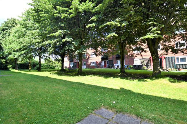 Canterbury Gardens, Friars Court Canterbury Gardens M5, 2 bedroom flat ...
