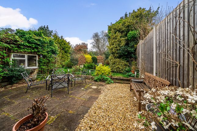 Ludshott Grove, Headley Down, Hampshire GU35, 2 bedroom detached house ...