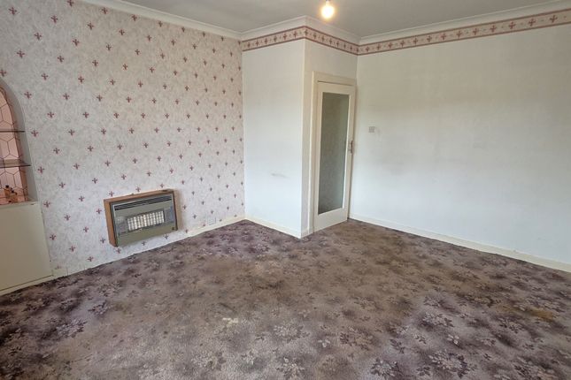 Kirkton Avenue, Barrhead G78, 2 bedroom flat for sale - 70454982 ...