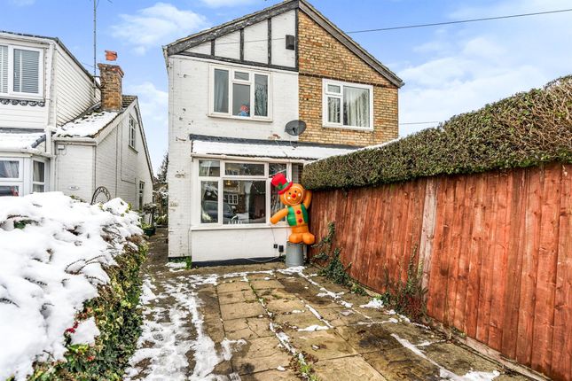 Maidstone Road Rainham Gillingham Me8 2 Bedroom Semi Detached House