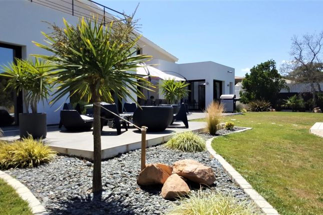 20144 Zonza, France, 4 bedroom villa for sale - 62848605 | PrimeLocation