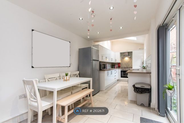 Cottesmore Road, Nottingham NG7, 6 bedroom terraced house to rent ...