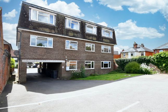 Meadrow, Godalming GU7, 1 bedroom flat for sale - 60364846 | PrimeLocation