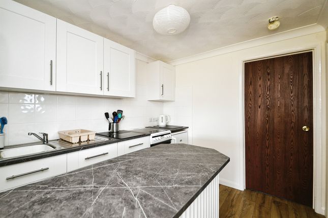 South Beach Road, Hunstanton PE36, 2 bedroom flat for sale - 64539503 ...