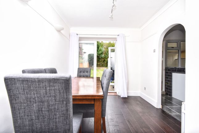 3 bed property to rent in Radstock Way, Merstham, Redhill RH1 - Zoopla