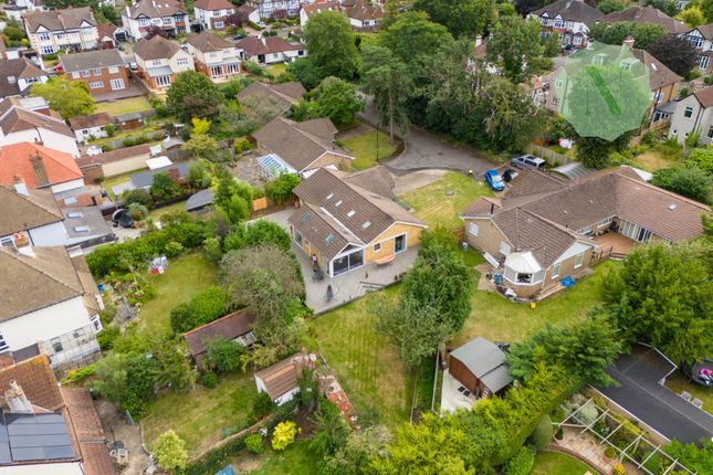 Harriet Gardens, Croydon CR0, 4 bedroom bungalow for sale - 68210370 ...