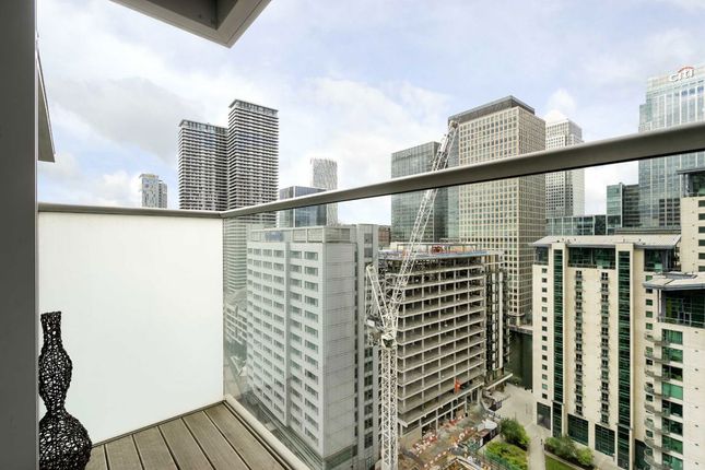 Pan Peninsula Square, London E14, 2 bedroom flat to rent - 69399596 ...