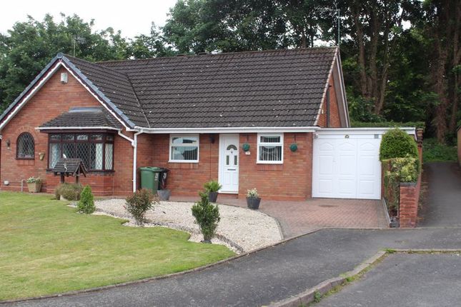 2 Bed Semi Detached Bungalow For Sale In Hillcroft Road Kingswinford