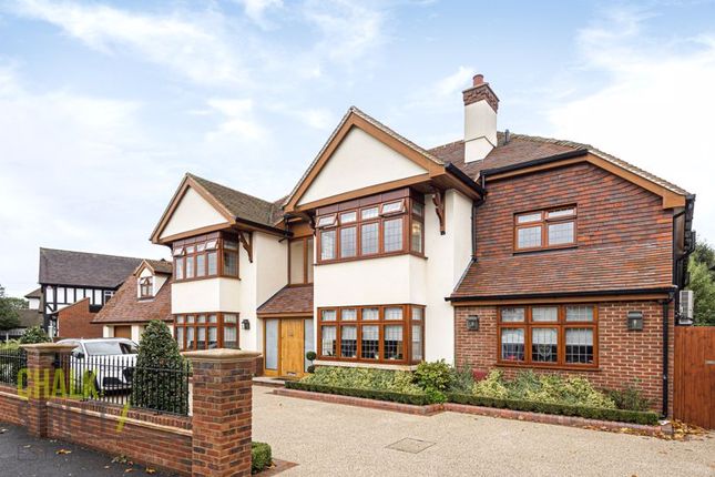 Homes for Sale in Hare Hall Lane, Gidea Park, Romford RM2 - Buy ...