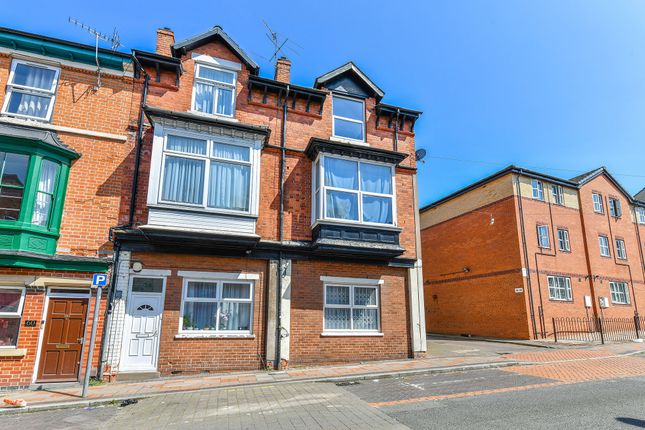 Peveril Street, Nottingham NG7, 3 bedroom end terrace house to rent ...
