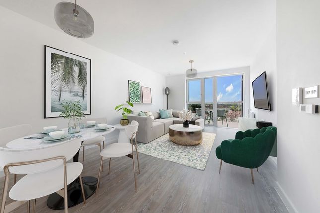 "Honeysuckle House" at Springfield Drive, London SW17, 1 bedroom flat ...