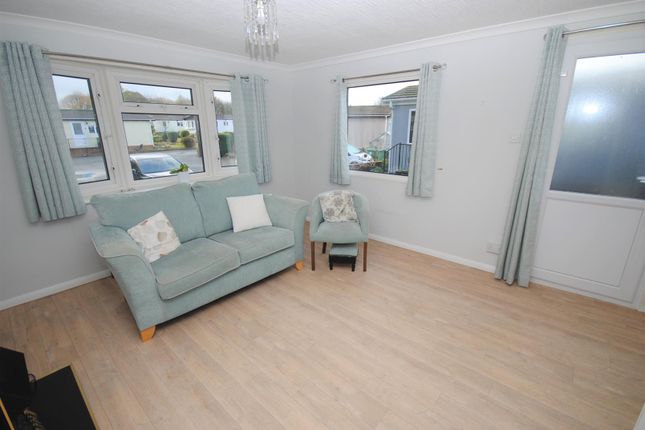 Newfield Chase, Garforth, Leeds LS25, 2 bedroom mobile/park home for ...