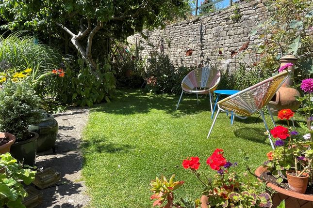Silver Street, Chalford Hill GL6, 3 bedroom cottage for sale - 67002378 ...