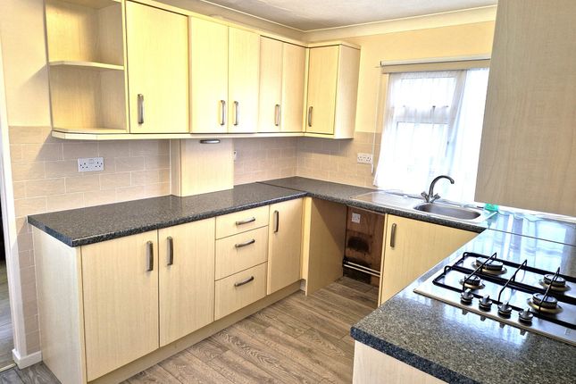 Tower Park, Hullbridge, Hockley SS5, 2 bedroom mobile/park home for ...