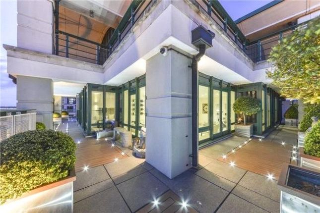 Warren House, Beckford Close, London W14, 3 bedroom flat for sale ...