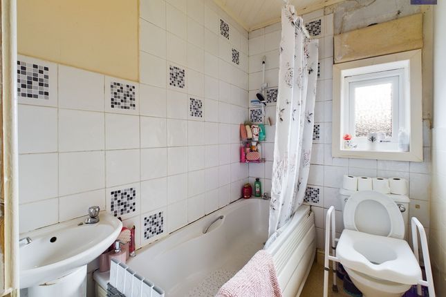 Lyncroft Crescent, Blackpool FY3, 2 bedroom terraced house for sale ...