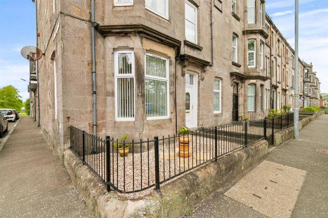 Bonhill Road, Dumbarton G82, 2 bedroom flat for sale - 70182627 ...