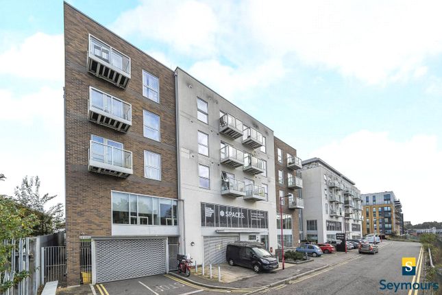 Guildford, Surrey GU1, 1 bedroom flat for sale - 68631694 | PrimeLocation