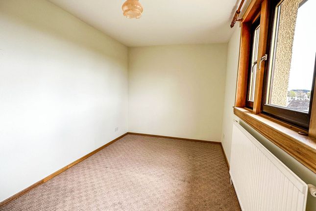 Navitie Park, Ballingry KY5, 3 bedroom semi-detached house for sale ...