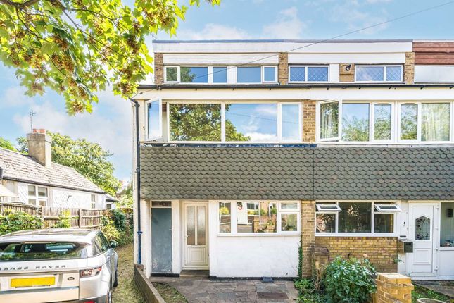 Whitton Road, Whitton, Hounslow TW3, 3 bedroom semi-detached house for ...