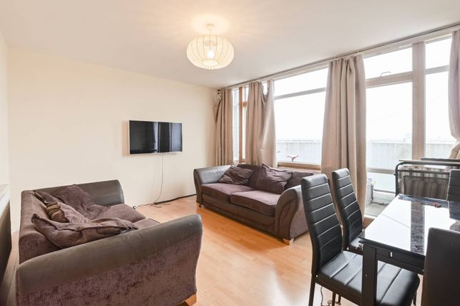 Kemble House, Brixton, London SW9, 2 bedroom flat for sale - 69312206 ...