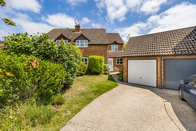 Sorrel Close, Burghfield Common, Berks RG7, 4 bedroom semi-detached ...