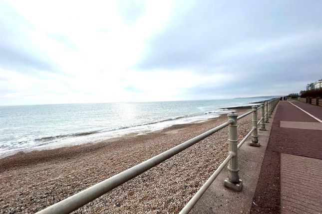 Warrior Square, St. Leonards-On-Sea TN37, 2 bedroom flat to rent ...