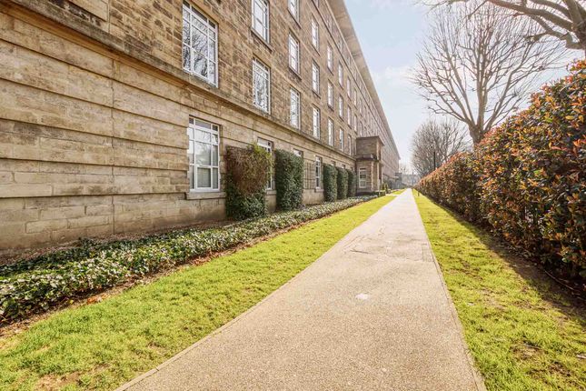 Bromyard House, Bromyard Avenue, Acton W3, 2 bedroom flat to rent ...