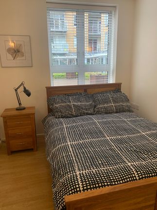 Narrow Street, Limehouse/Canary Wharf E14, 1 bedroom flat to rent ...