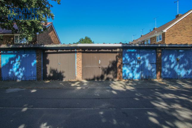 Whitmore Way, Basildon SS14, 2 bedroom end terrace house for sale ...