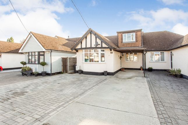 Barbara Close, Rochford, Essex SS4, 4 bedroom bungalow for sale ...