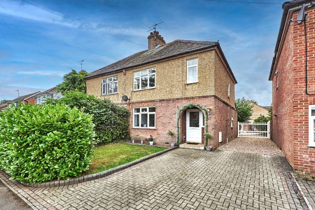 Chaul End Road, Caddington, Luton, Bedfordshire LU1, 3 bedroom semi ...