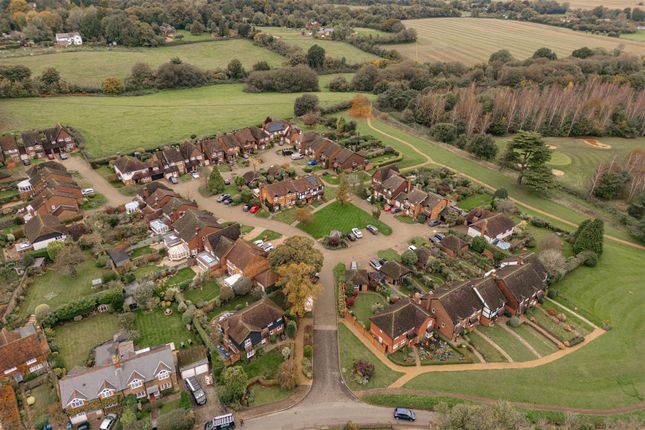 Clerks Croft, Bletchingley RH1, 3 bedroom detached house for sale ...