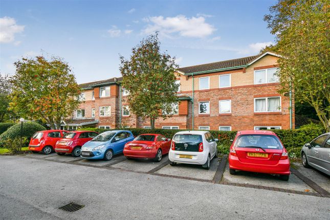 Danesmead Close, York YO10, 2 bedroom flat for sale - 68565619 ...
